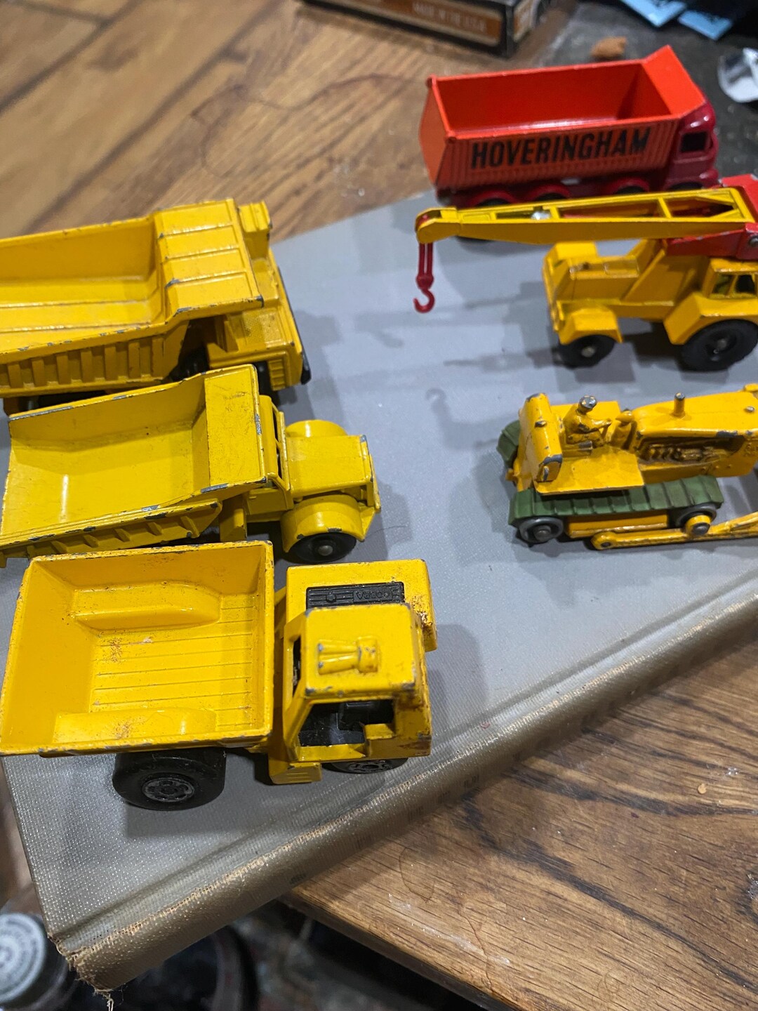 Rare Lot of 6 English Lesley Manufactured Vintage Matchbox Style Metal ...