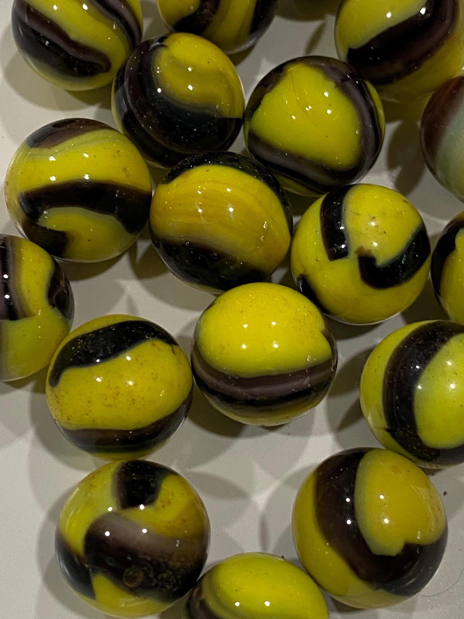 Vintage King Bumblebee Glass Marble Lot of 19 - Etsy