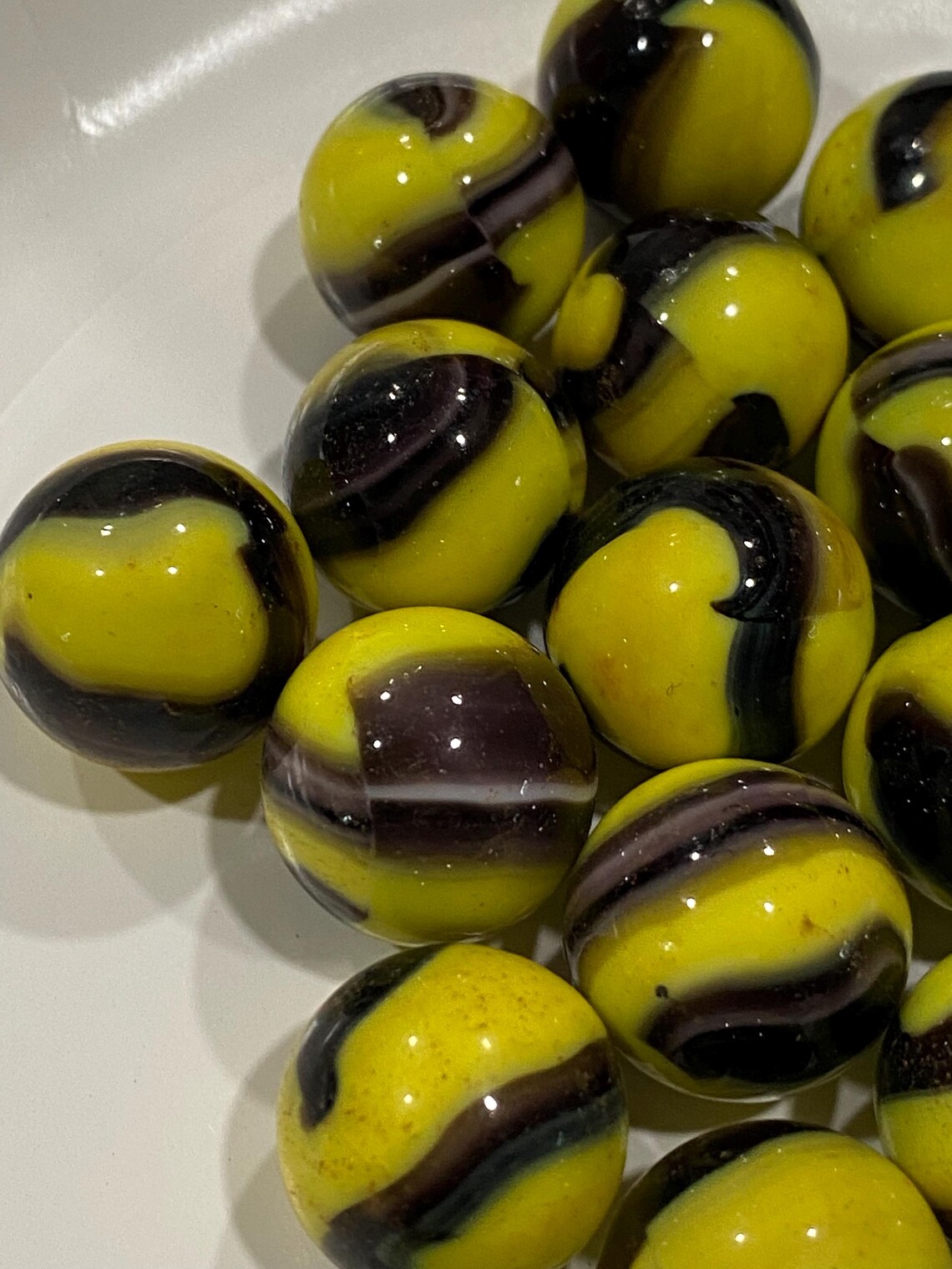 Vintage King Bumblebee Glass Marble Lot of 19 - Etsy