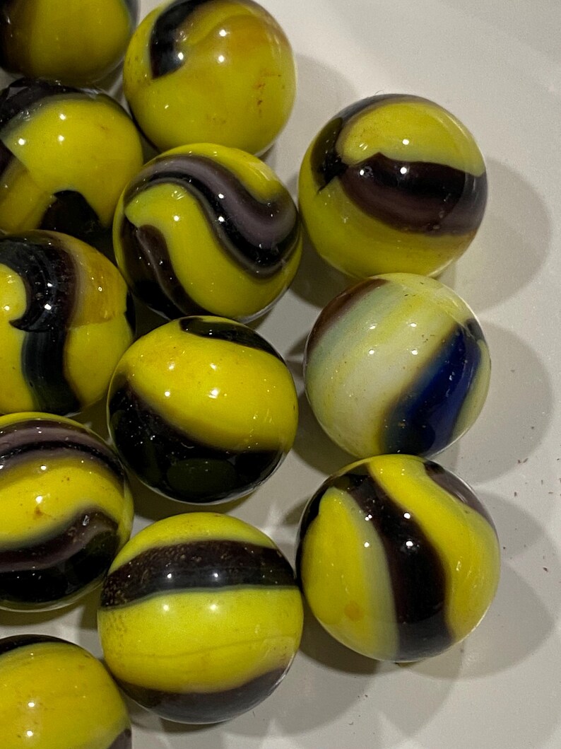 Vintage King Bumblebee Glass Marble Lot of 19 - Etsy