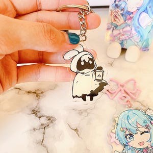 CLEARANCE Hololive - Nanashi Mumei & Hoshimachi Suisei Keychain ...