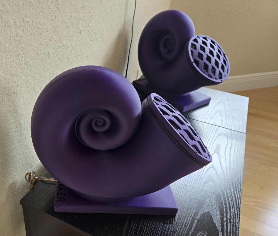 Pair of Nautilus Shell Speaker System, 8" Full-range + 2x40w Amplifier ...