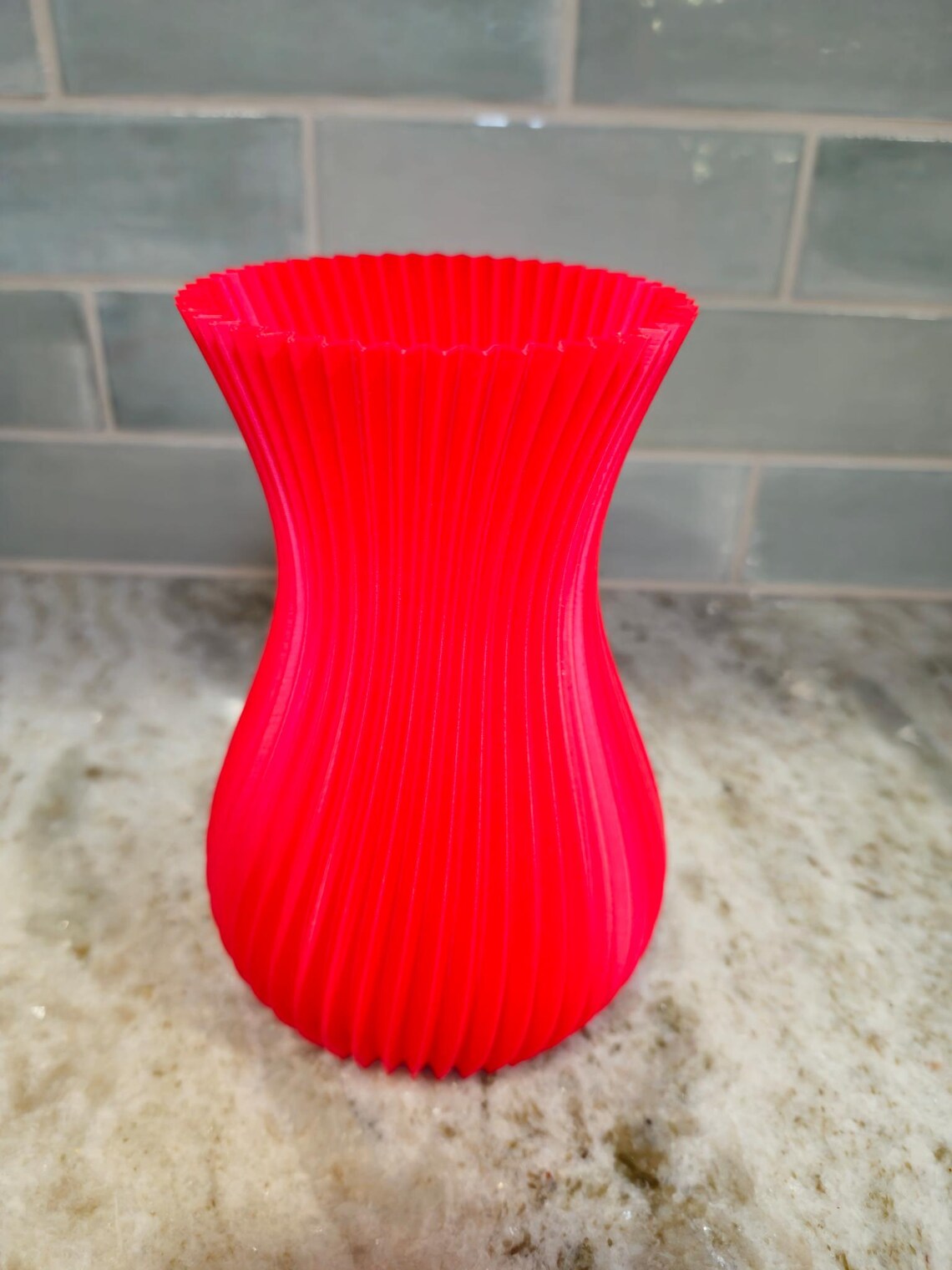 Elegant Ribbed Vase - 3D Printed, Modern Home Decor for Dry Flowers - Etsy