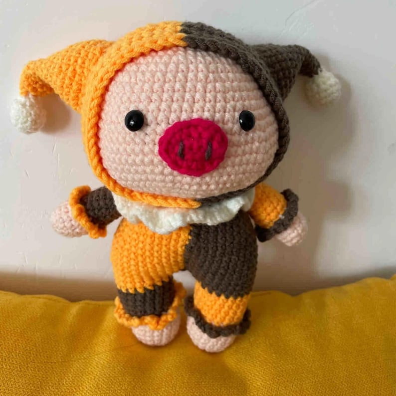 The Harley Quinn Pig , Comic Version Crochet Pattern , Amigurumi Doll ...
