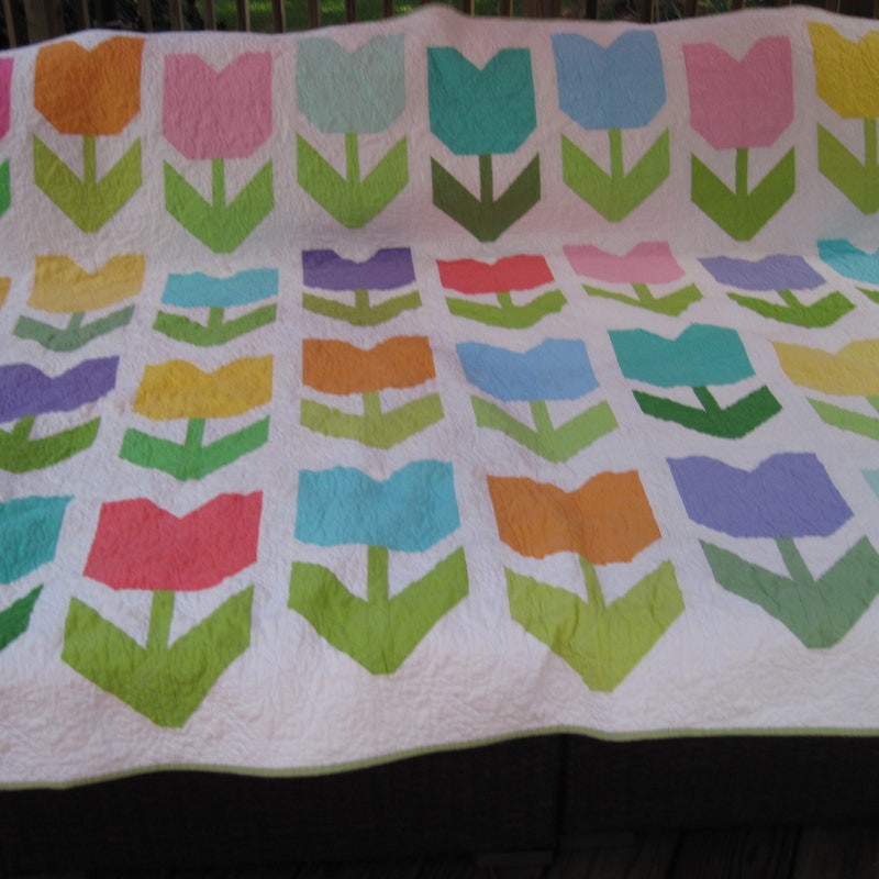 Tulip Quilt - Etsy