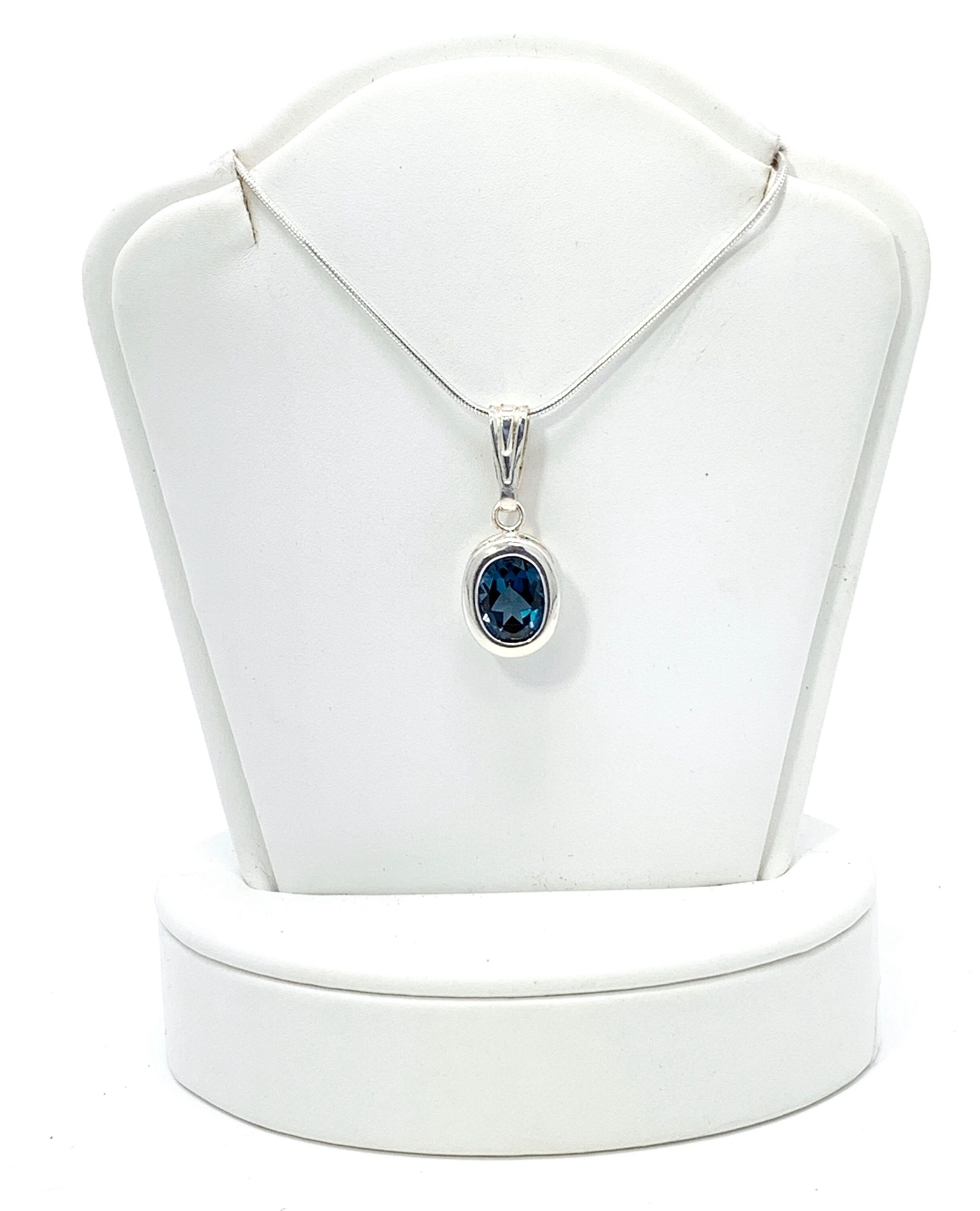 London Blue Topaz 10x8mm 3.35ct Sterling Silver Backset Bezel Necklace ...