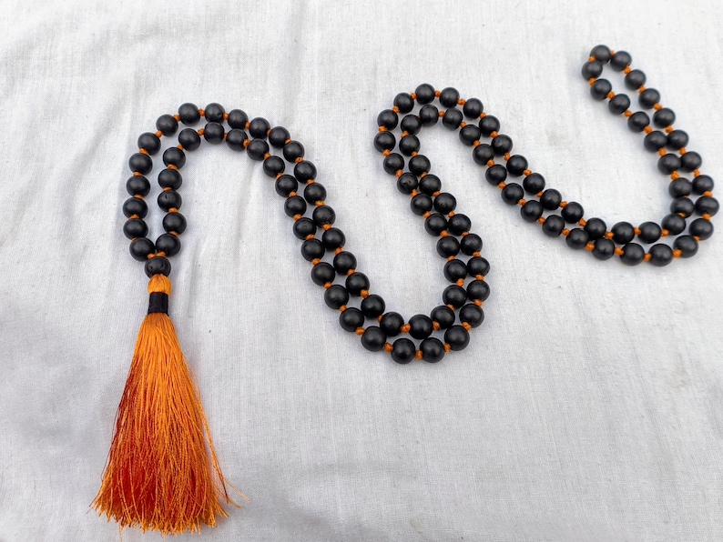 Ebony Karungali Mala Necklace | Wood Meditation Beads, Spiritual ...