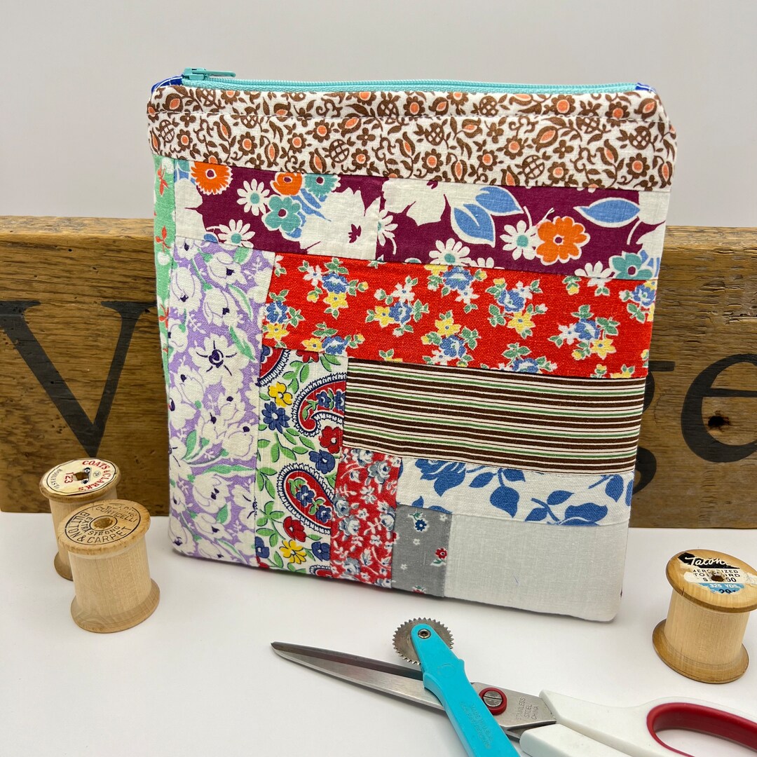 Vintage Log Cabin Quilt Zippered Pouch / Vintage Quilt Bag / Large ...