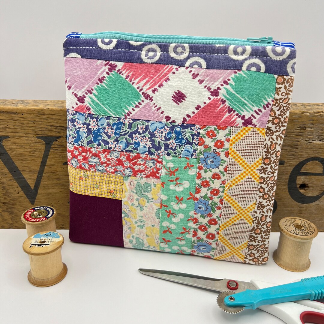 Vintage Log Cabin Quilt Zippered Pouch / Vintage Quilt Bag / Large ...