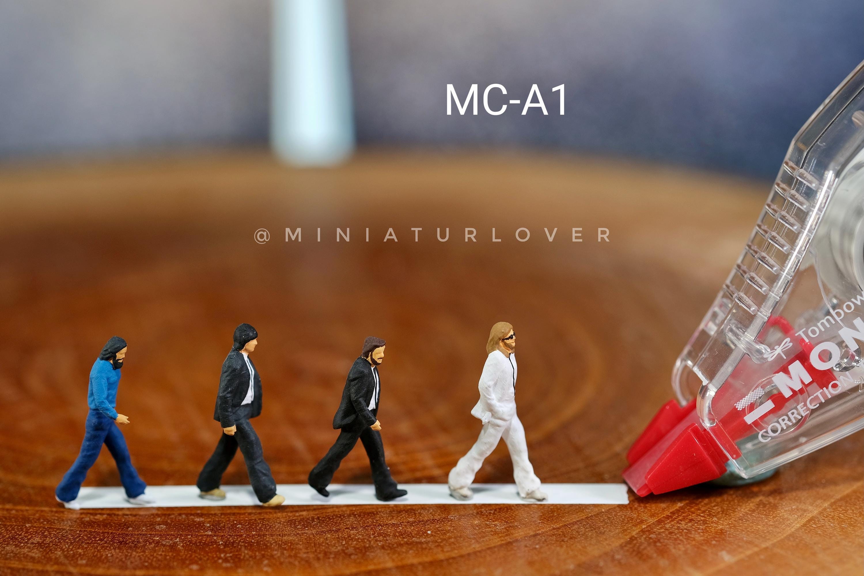 Miniature Figure Set of the Beatles Scale 1/64 or 1/87 for Diecast and ...