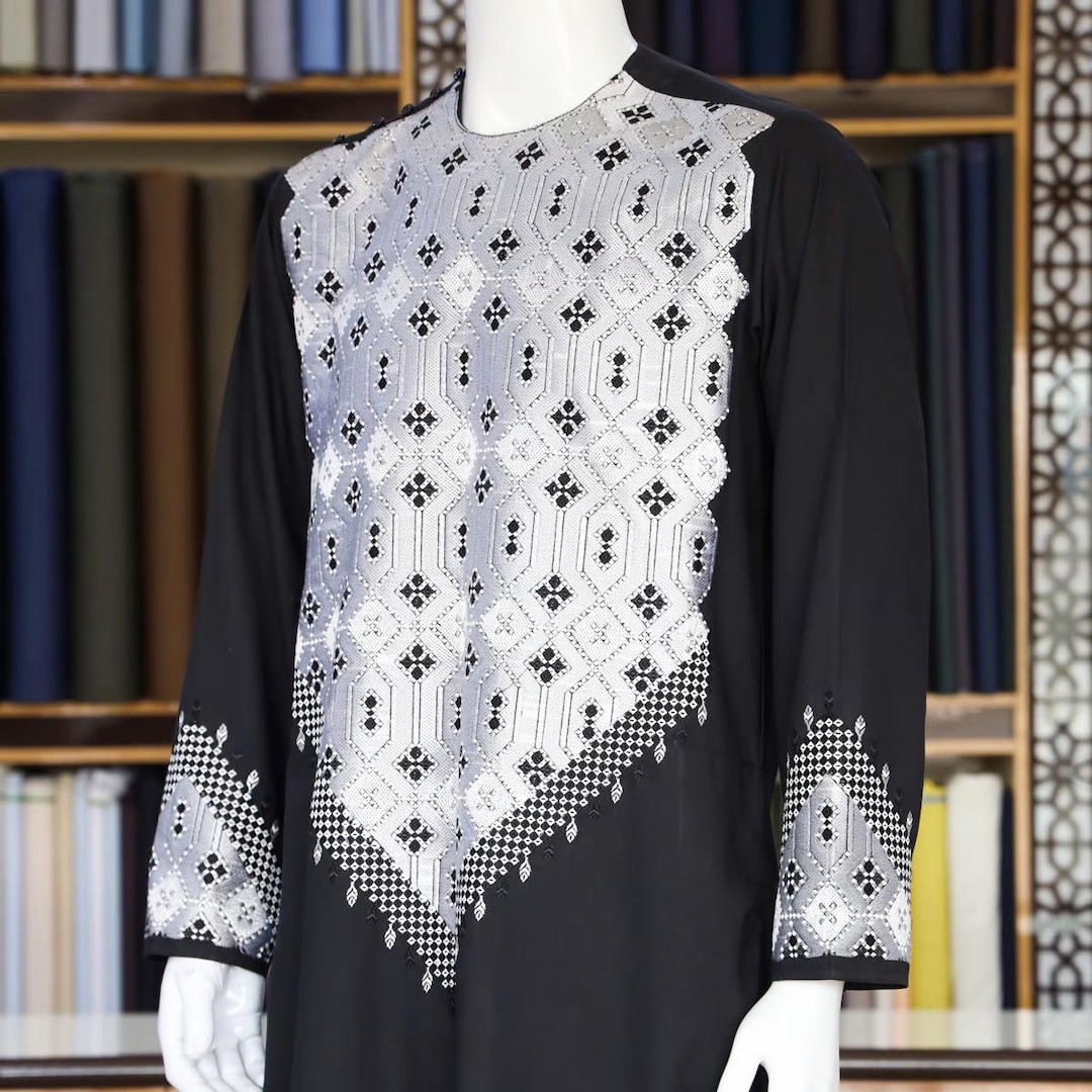 Kamiz Shalwar, Afghan Men's Clothing, Perahan Tunban, Afghan Man ...