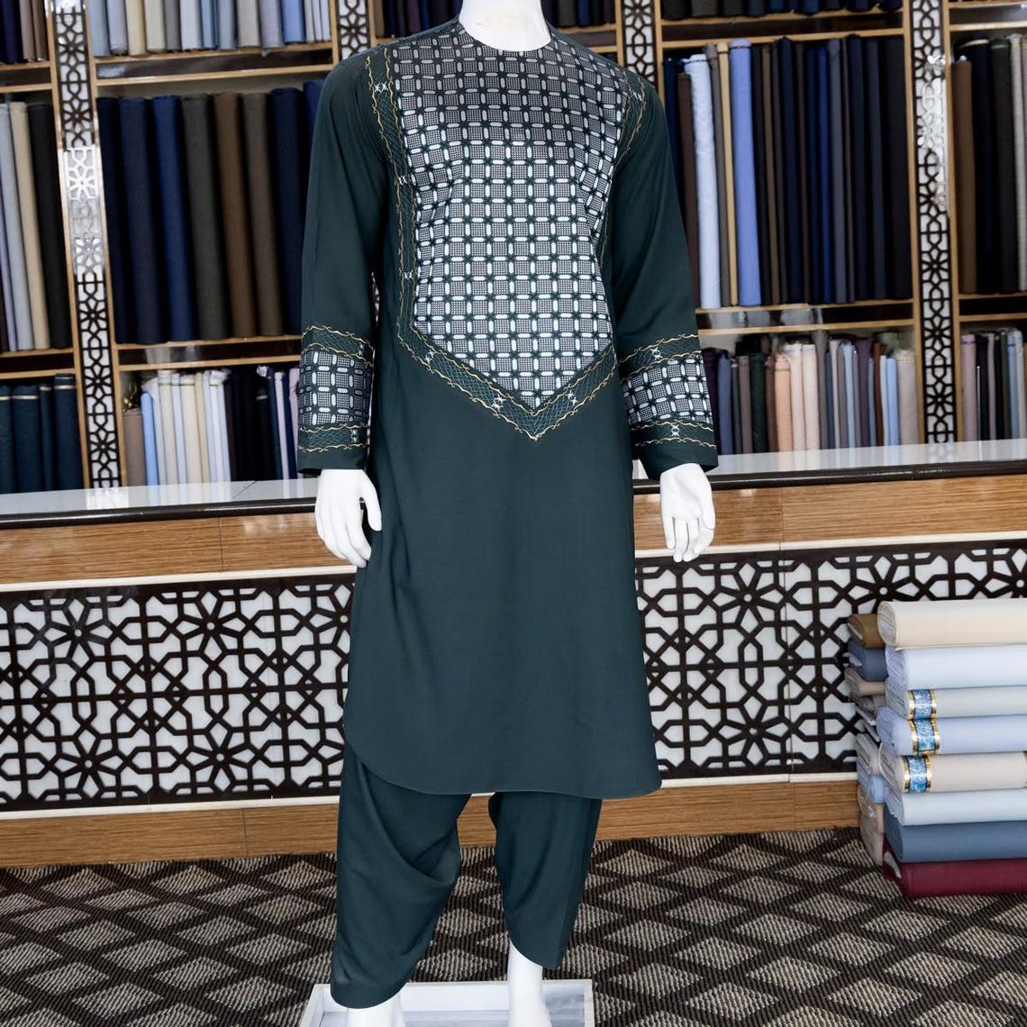 Traditional Afghan Perahan O Tunban for Men – Elegant Green With ...