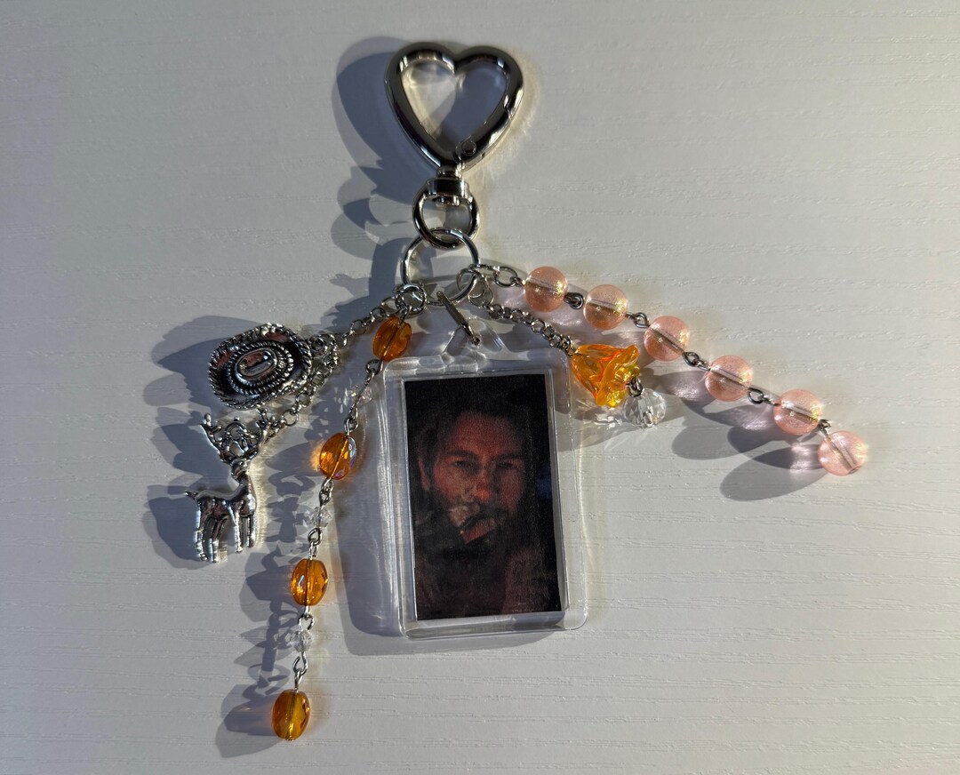 RDR Arthur Keychain - Etsy