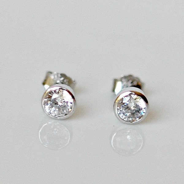 Simple Studs - Etsy