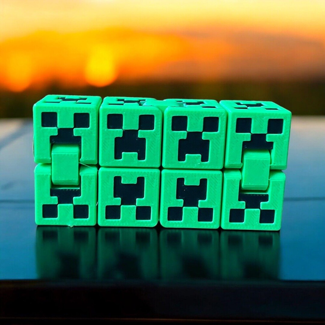 Pixel-inspired Infinity Cube Fidget Toy – Blocky Stress Relief - Etsy