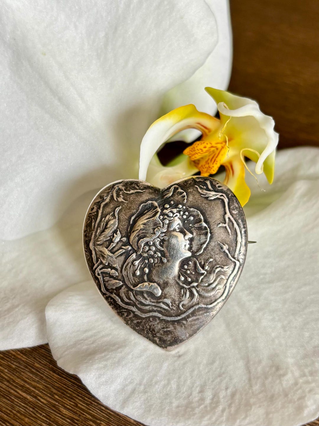 Unger Brothers Art Nouveau Sterling Silver Heart Locket Brooch ...