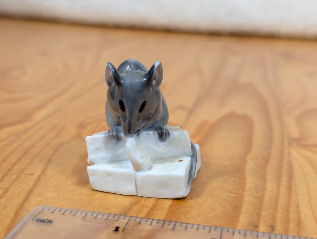 Royal Copenhagen Denmark Porcelain Mouse on Sugar Cubes Figurine #510 ...