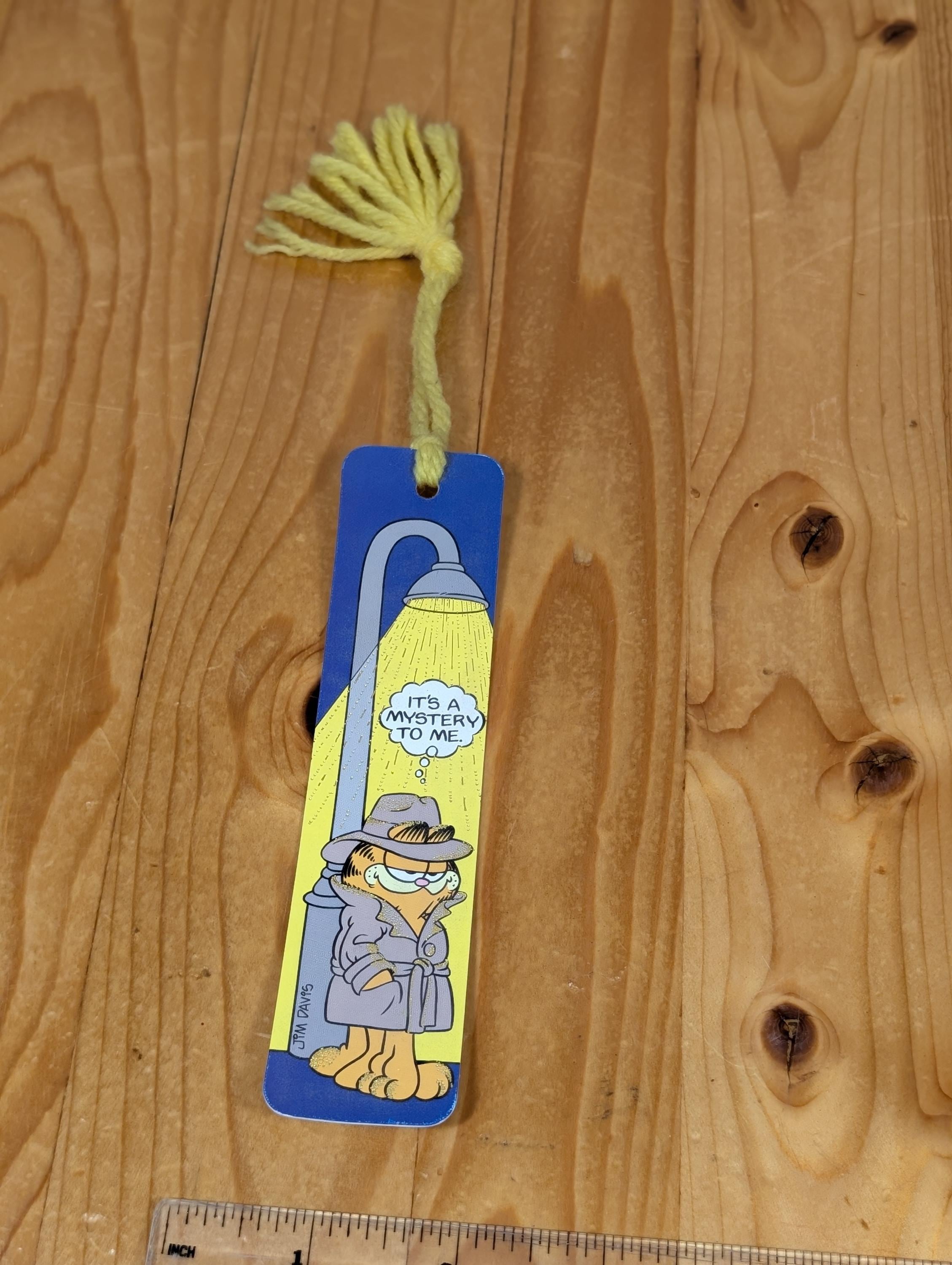 Garfield Bookmarks - Garfield 1978 Bookmark - Jim Davis - It's A ...