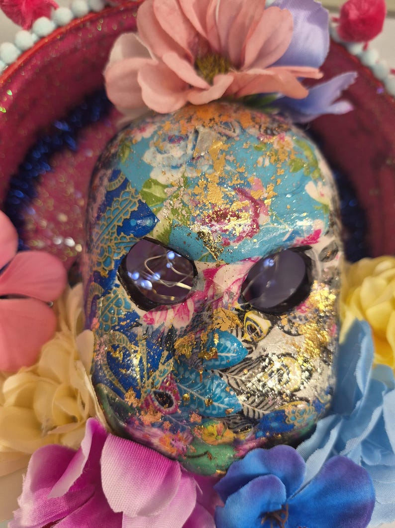 Creepy Light-up Doll's Head Upcycled Kitsch Tin Art Wall Hanging Boho ...