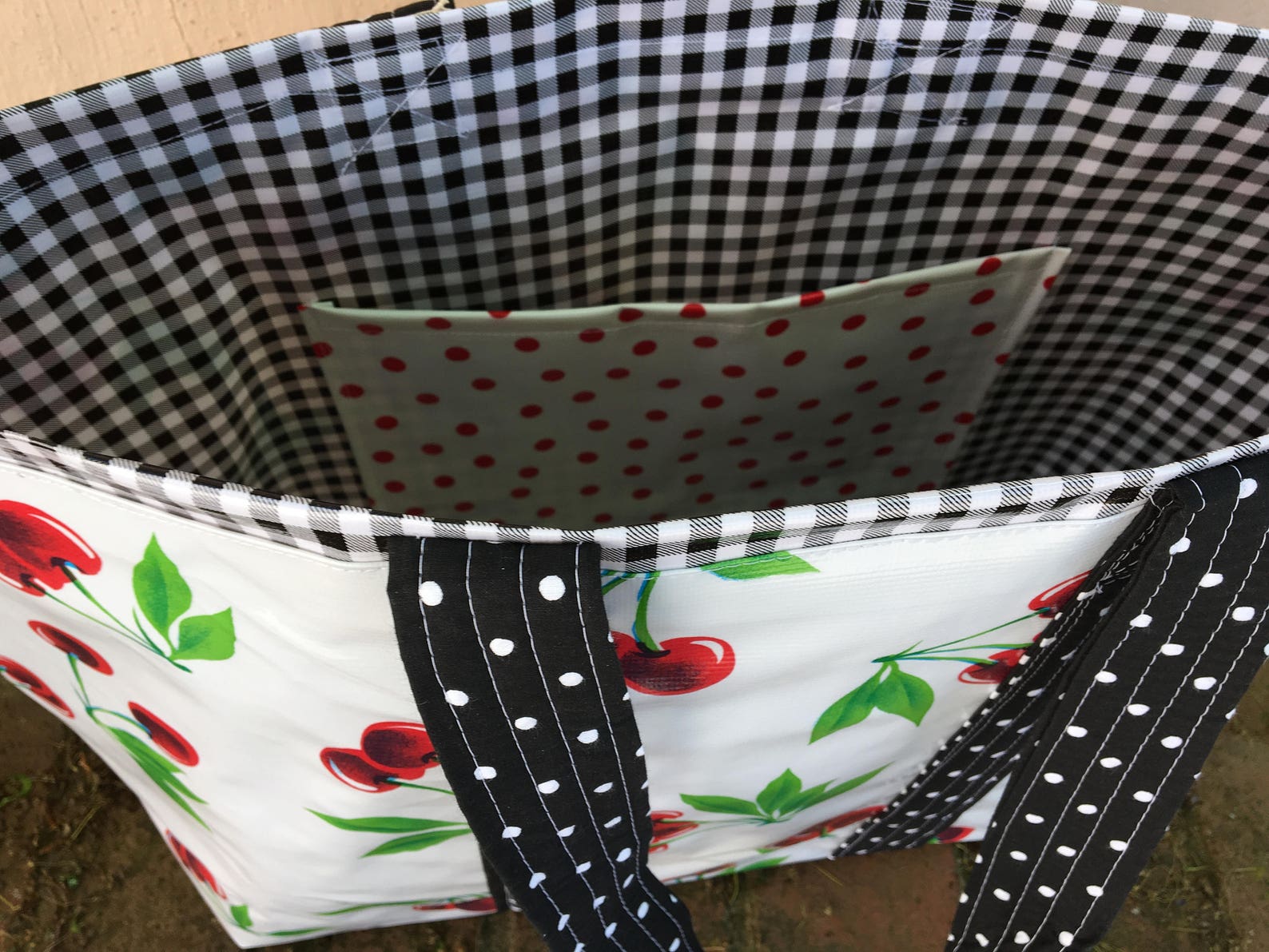 Large Retro Oilcloth Tote Bag With Cherries on White and Black Gingham ...
