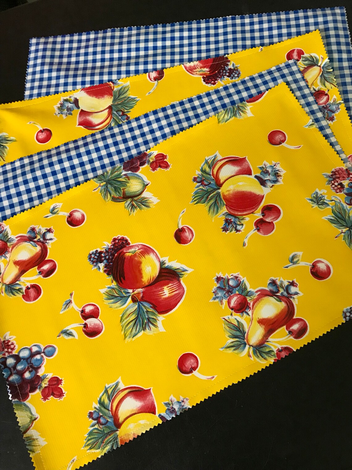 Easy Pickins-- Reversible Retro Fruit and Gingham Placemats - Etsy