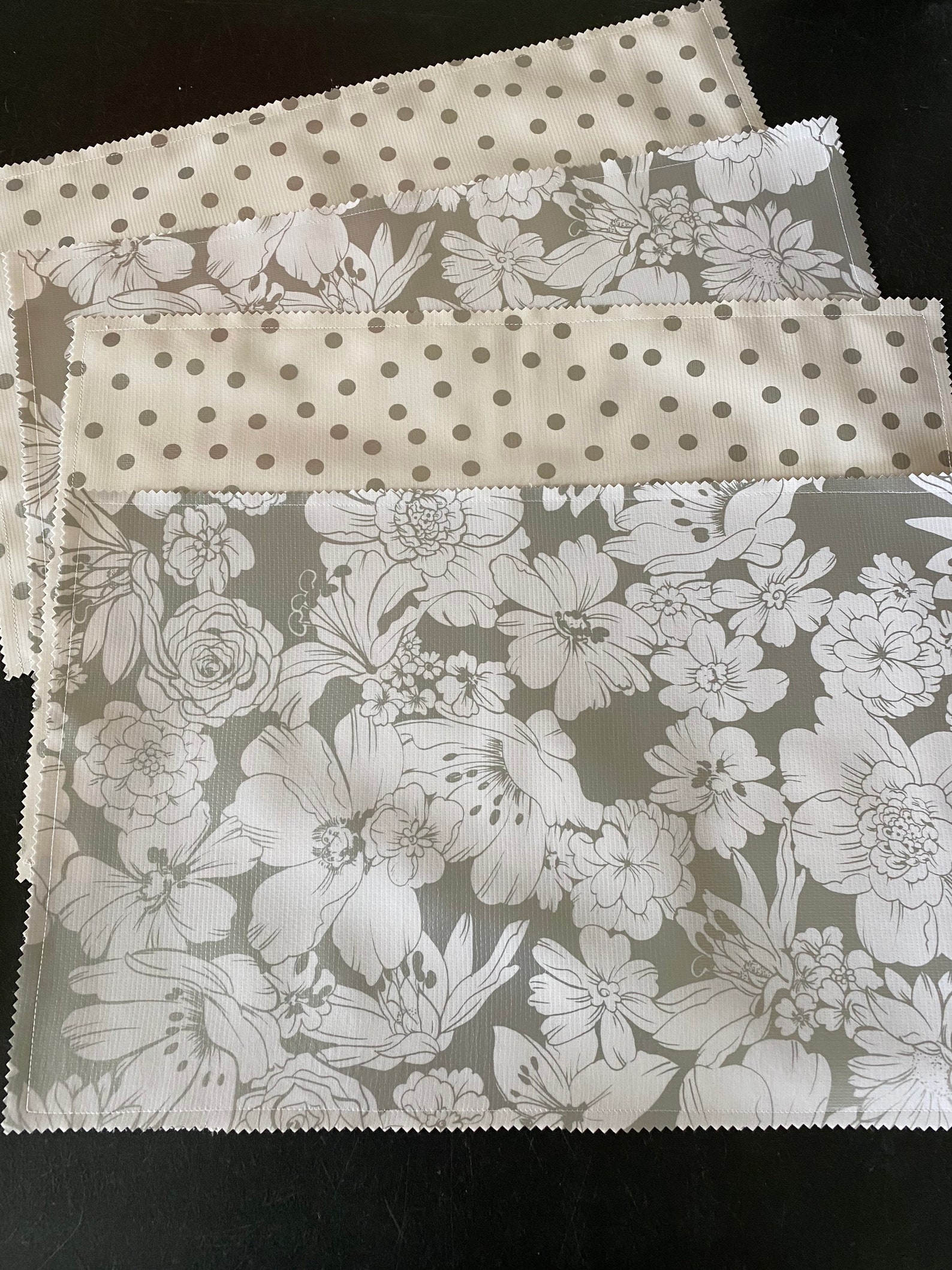 Set of Four Aloha and Polka Dot Silver/gray and White - Etsy