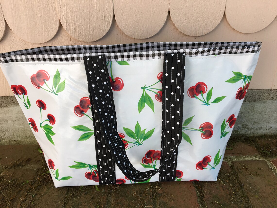 Large Retro Oilcloth Tote Bag With Cherries on White and Black Gingham ...