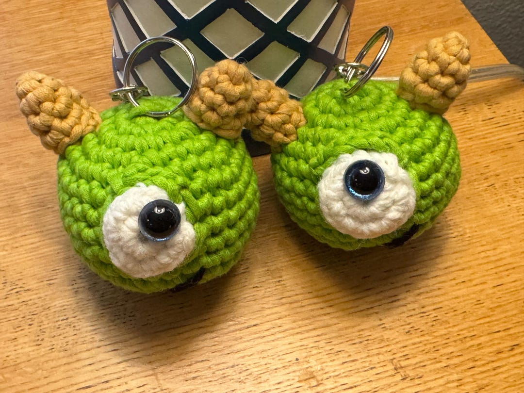 Mike Wazowski Keychain - Etsy