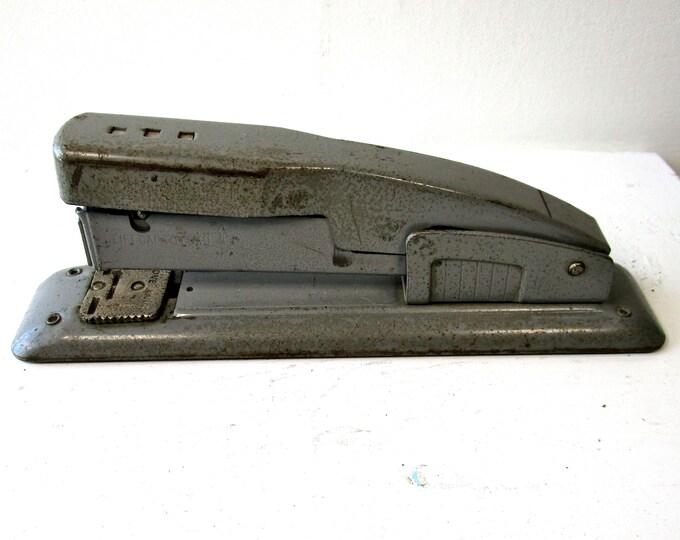 Vintage Swingline Staplers - 1950s-1960s Brown Tan Grey Beige Compact ...