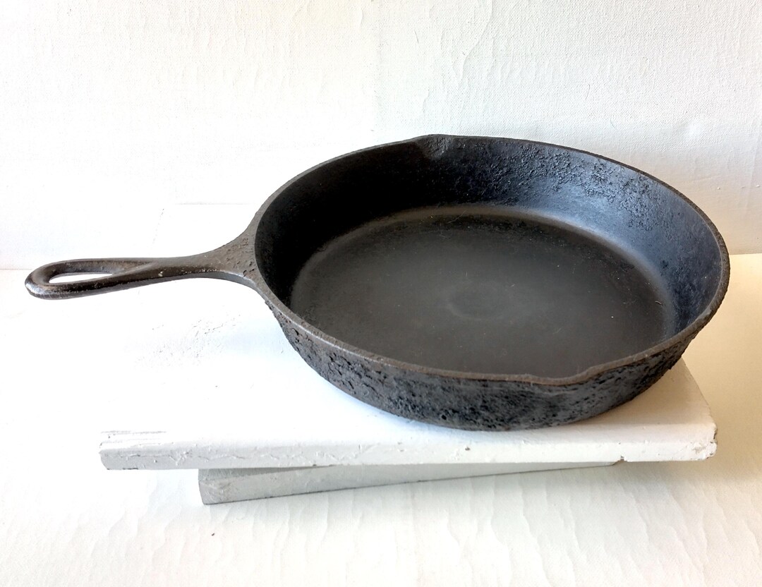 Vintage Cast Iron Pan With Handle, Cast Iron Cookware, 10 Inch Pan ...