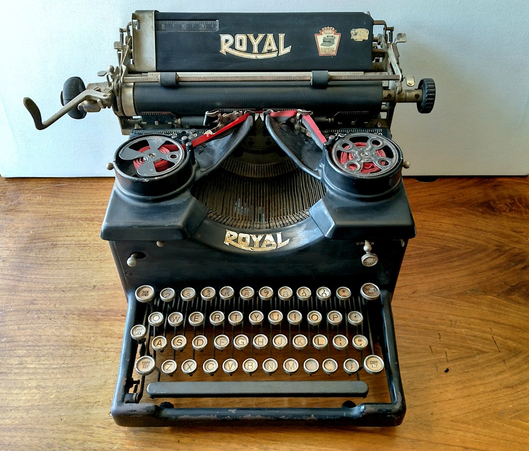 Antique Royal Manual Typewriter - Black, Metal, Industrial Type Writer ...