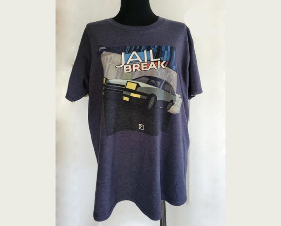Vintage Roblox Grey "Jailbreak" Sportscar T Shirt - S… - Gem