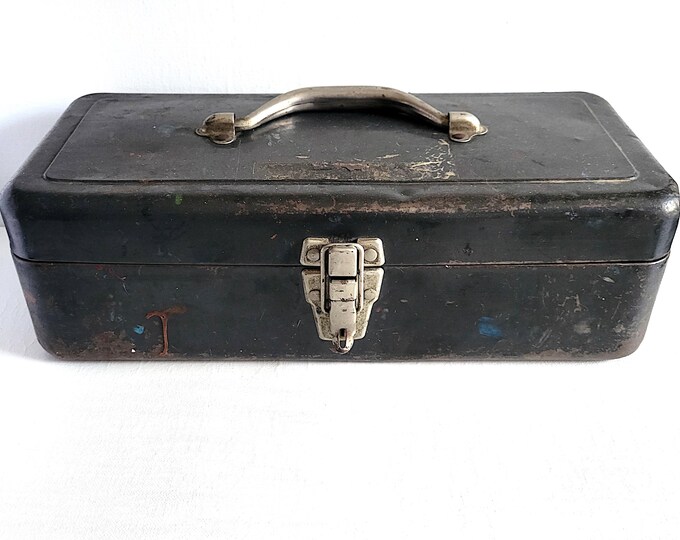 Vintage Metal Tool Box, Tool Chest or Tackle Box- All Metal, No Plastic ...