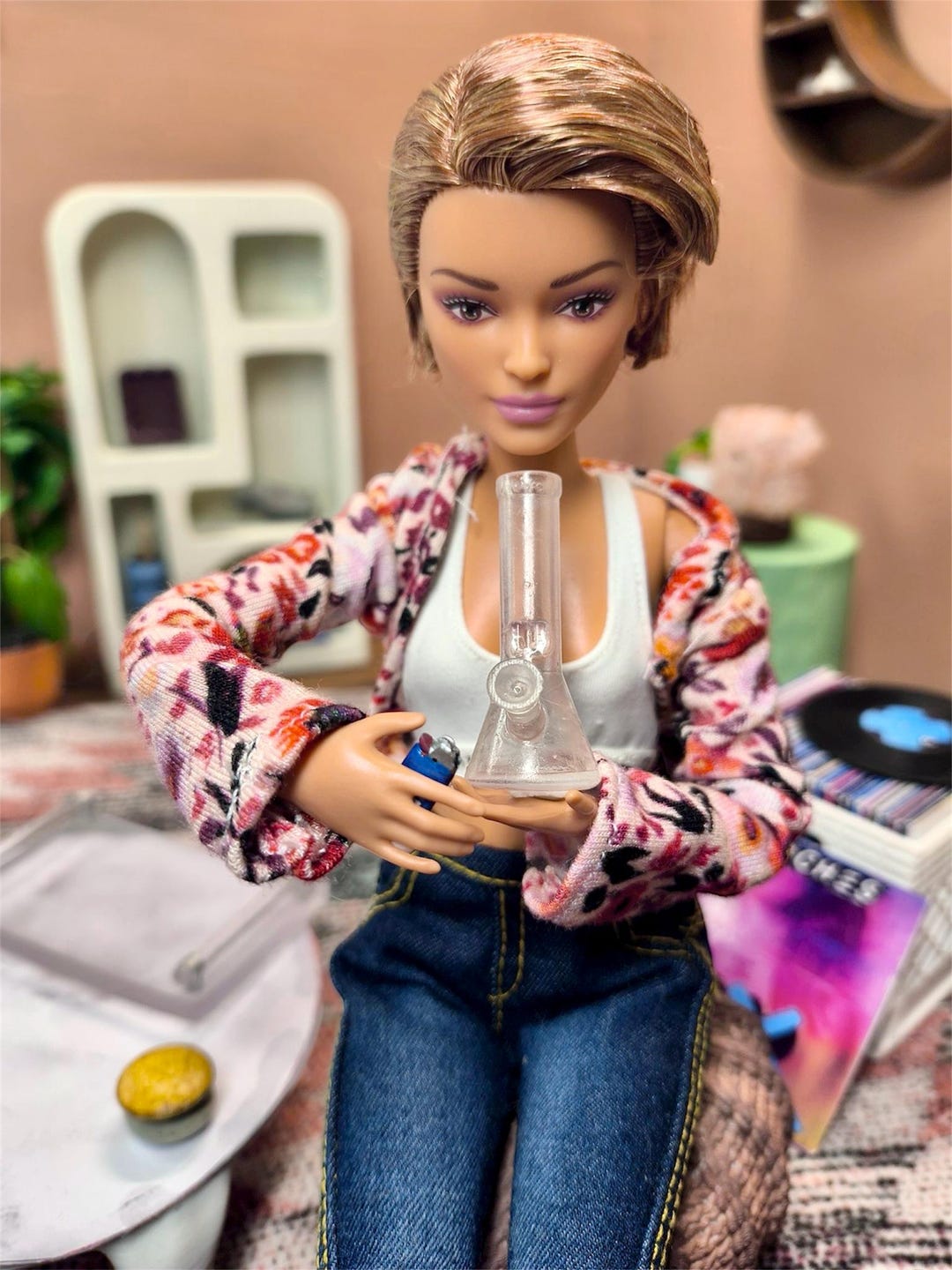 Miniature Stoner Set – Bong, Stash Box & More - Etsy