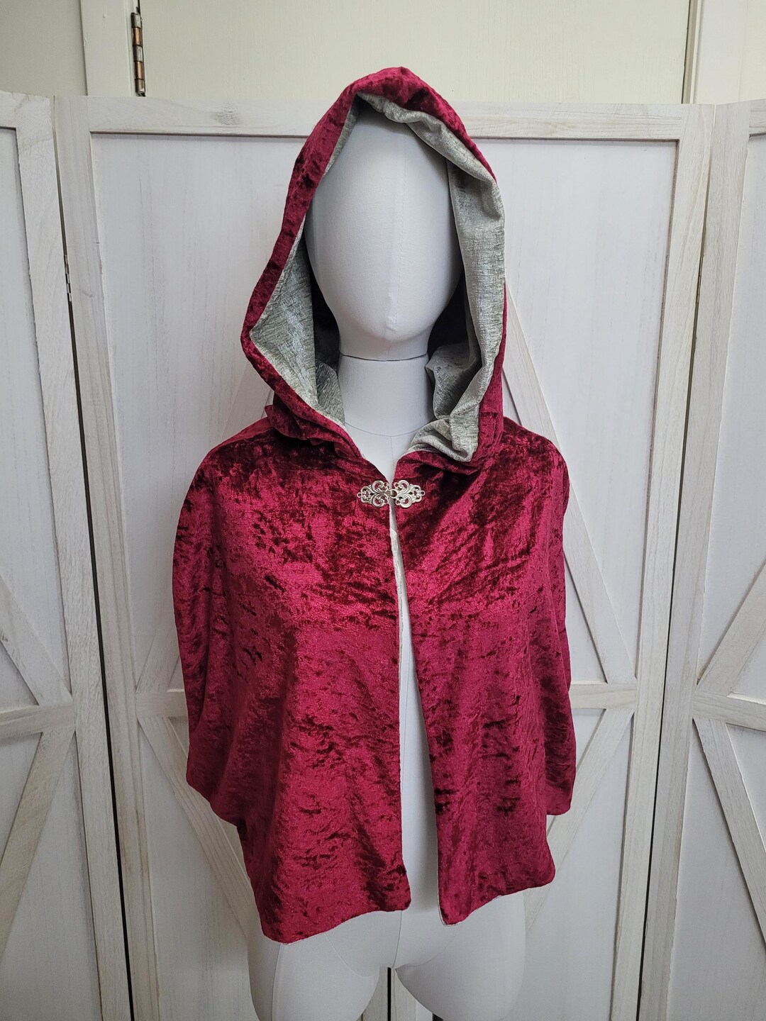 Little Red Riding Hood Tudor Medieval Archer Cape, Woodland Elf Capelet ...