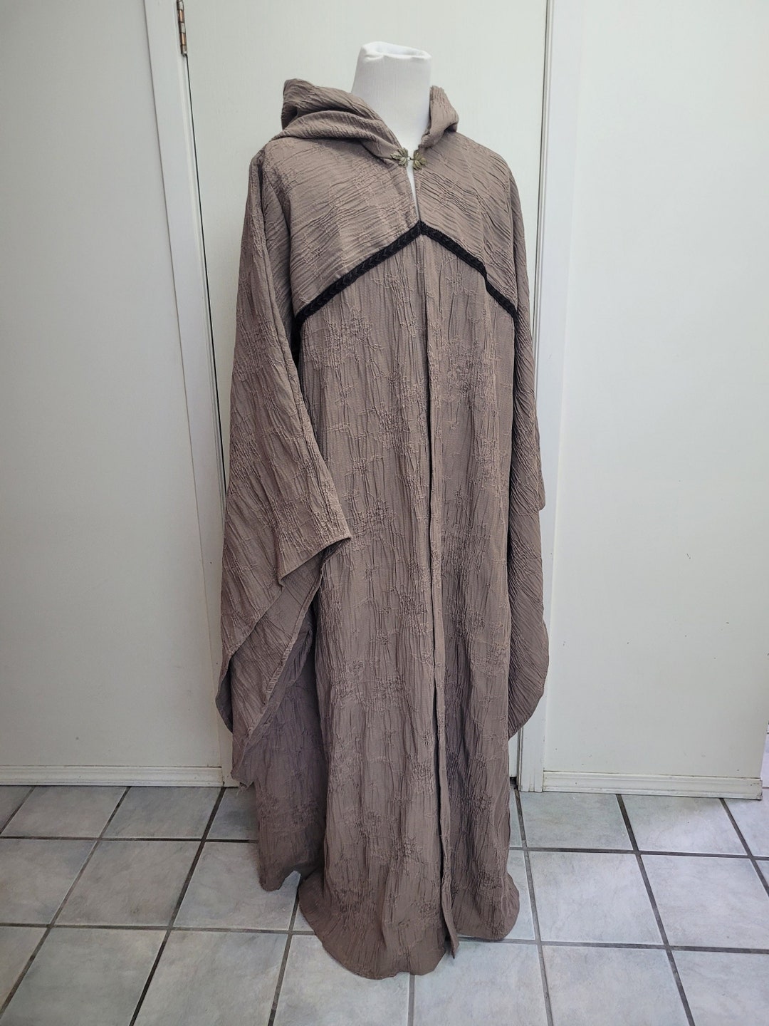 Hedge Witch Druid Long Cape, Elven Tudor Medieval, Woodland Elf Capelet ...