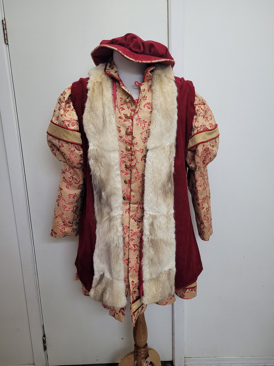 Size Large Chest 44 Gold King Henry Set Tudor Doublet, the Tudors ...