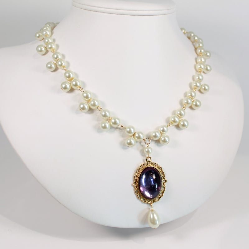 Regency Necklace - Etsy