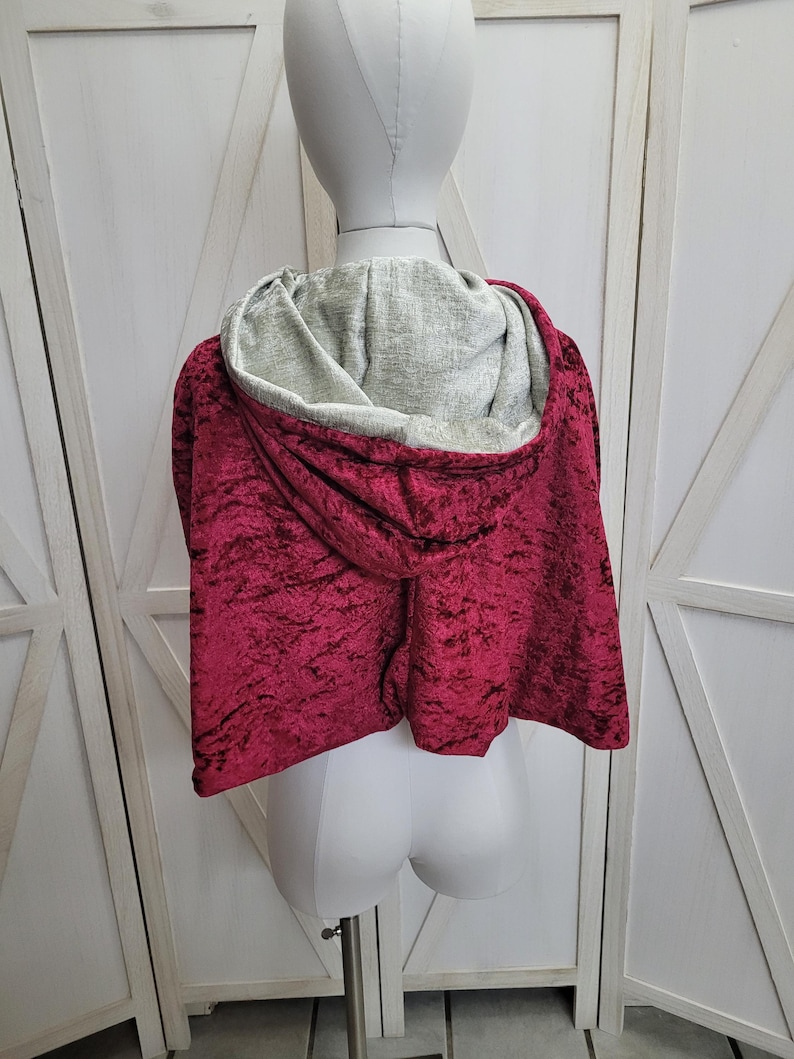 Little Red Riding Hood Tudor Medieval Archer Cape, Woodland Elf Capelet ...