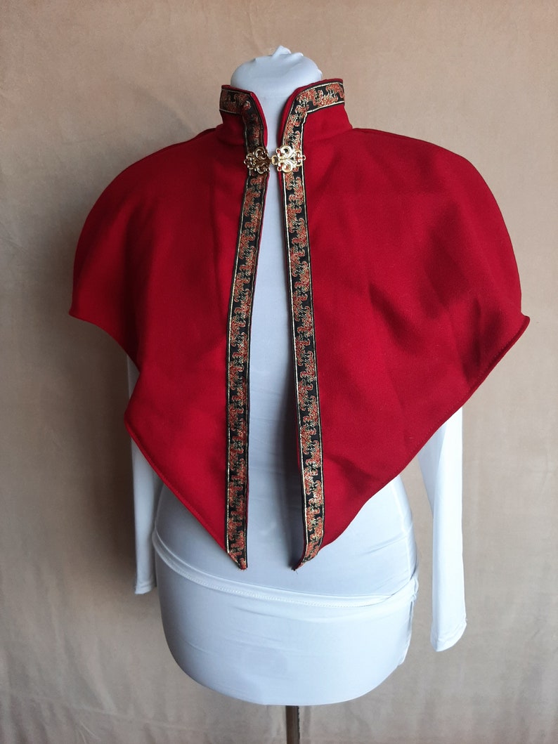 Red Elven Tudor Medieval Short Cape Woodland Elf Capelet - Etsy