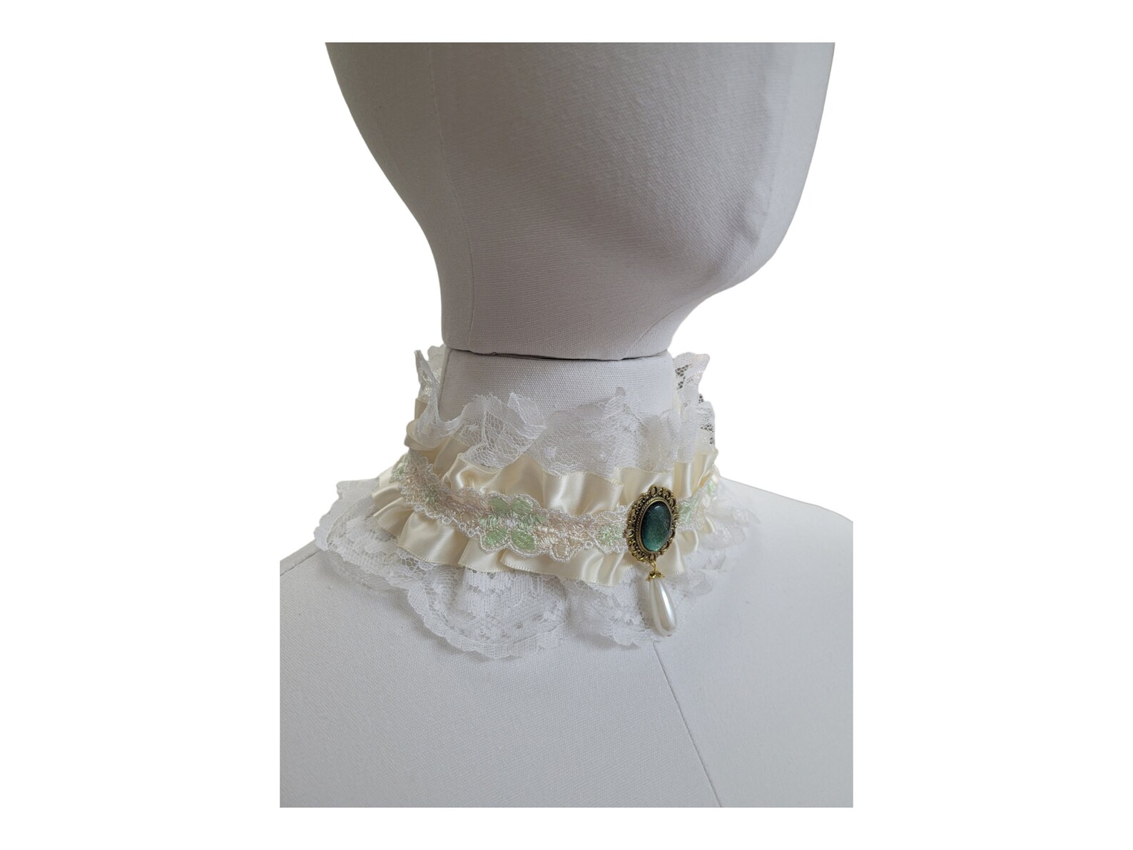 Green and Ivory Lace Cameo With Pearl, Victorian Neck Ruff Choker ...