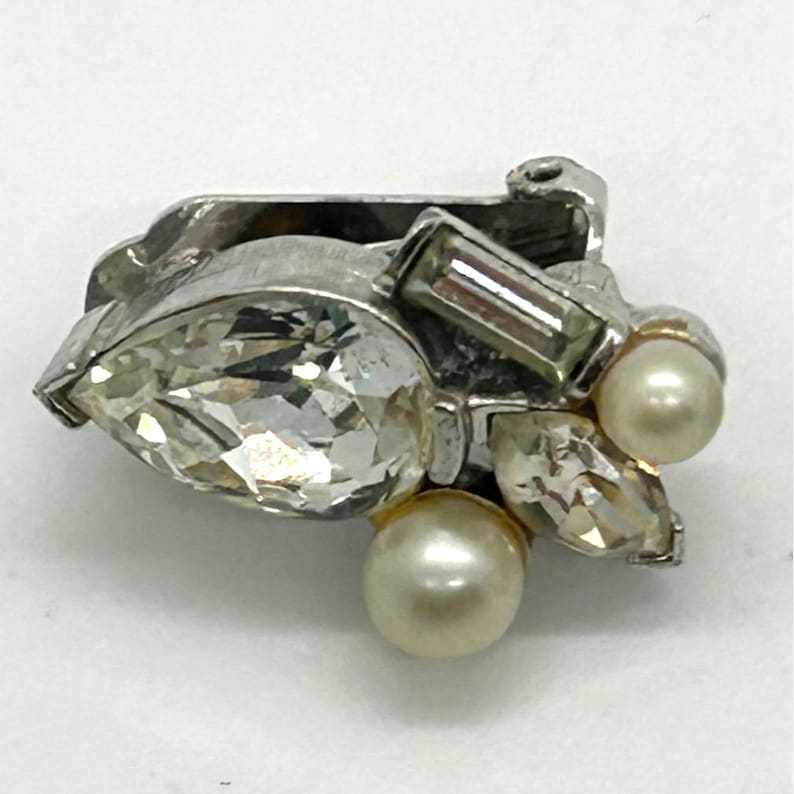 Marvella Vintage 1950s Pearl & Rhinestone Silver-tone Clip-on Bridal ...