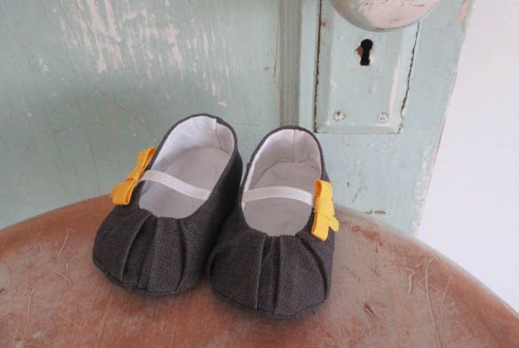 PDF Pleated Baby Shoe Pattern in Newborn, 3 Month, 6 Month, and 12 ...