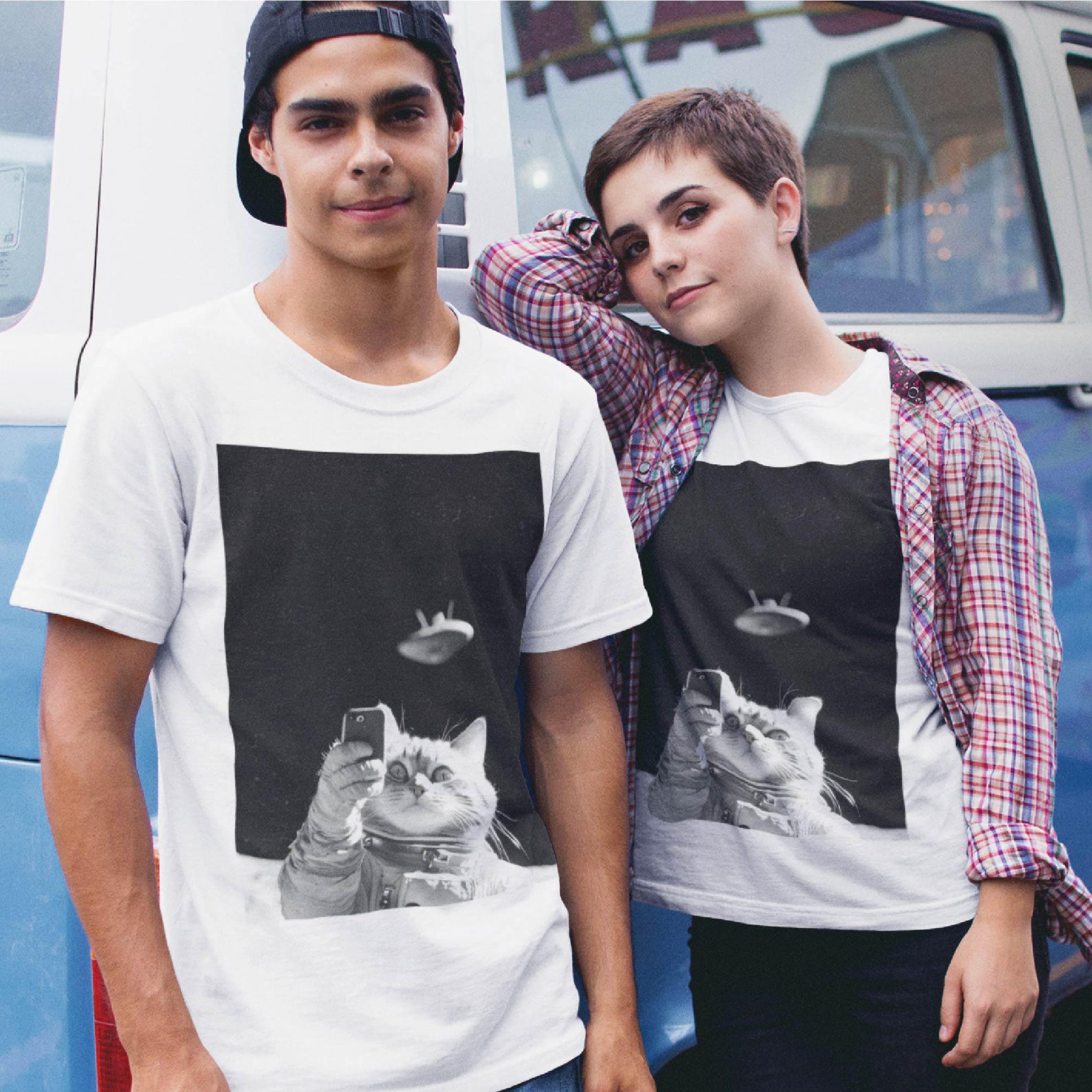 Cat UFO Selfie, Moon Landing, Astrocats, Ufo Cat, Space Cat Shirt, Ufo ...