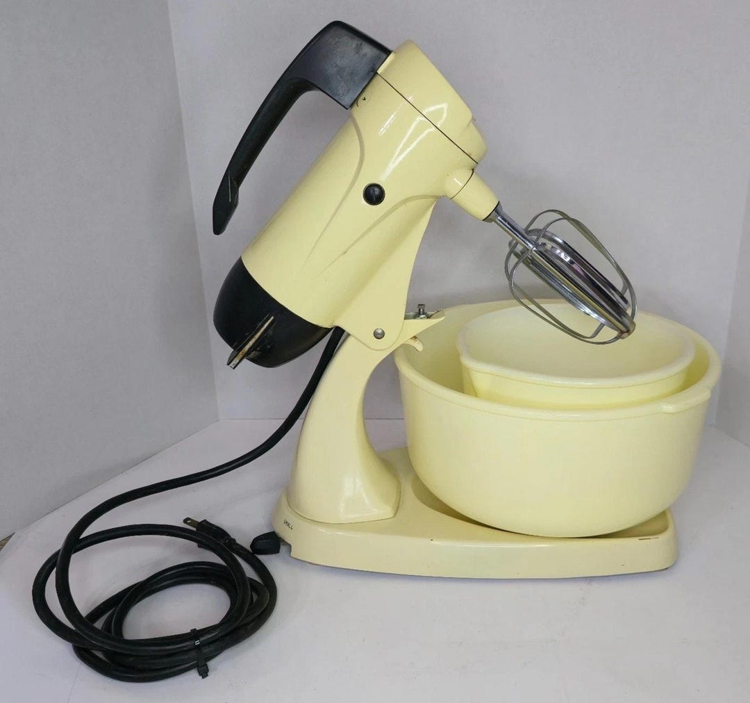Vtg 1950s Sunbeam Mixmaster Yellow Stand Mixer With 2 Original Bowls ...