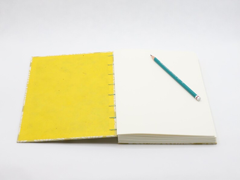 Coptic Stitch Sketchbook: Daisy Pattern, Lay Flat, 7x10 - Etsy