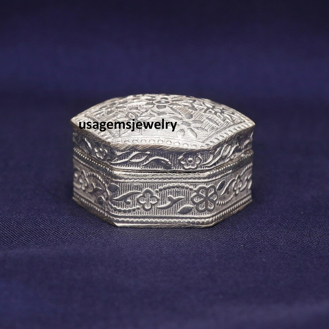 Pure Silver Octagon Sindoor Dibbi | Hand Carved Multi Design Kumkum Box ...