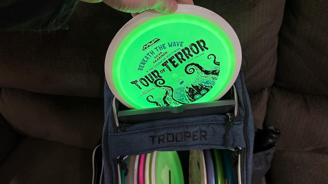 Highlight B-1 Disc Golf Glow Charger, UV Light, Black Light - Etsy