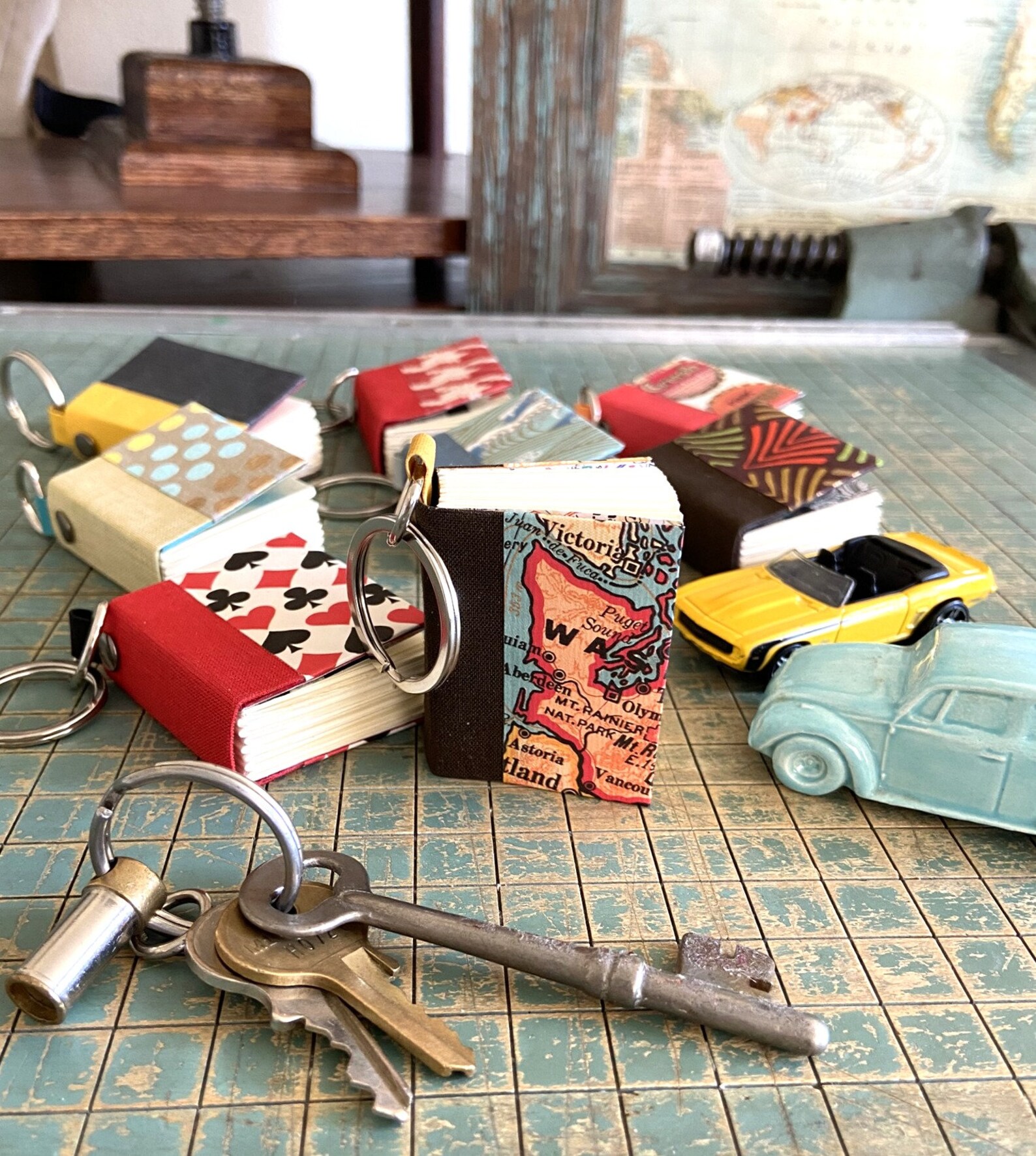 Mini Book Keychain Book Lover Key Ring Tiny Blank Book Book | Etsy