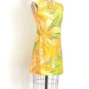 Vintage 1960s Dress / 60s Starburst Cotton Mini Dress / Yellow Green ...